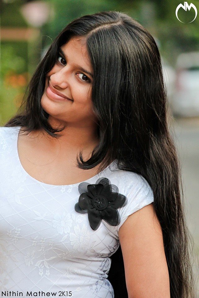 Baby Nayanthara Stills-Images-Gallery-Nayanthara Chakravarthy-Onlookers ...