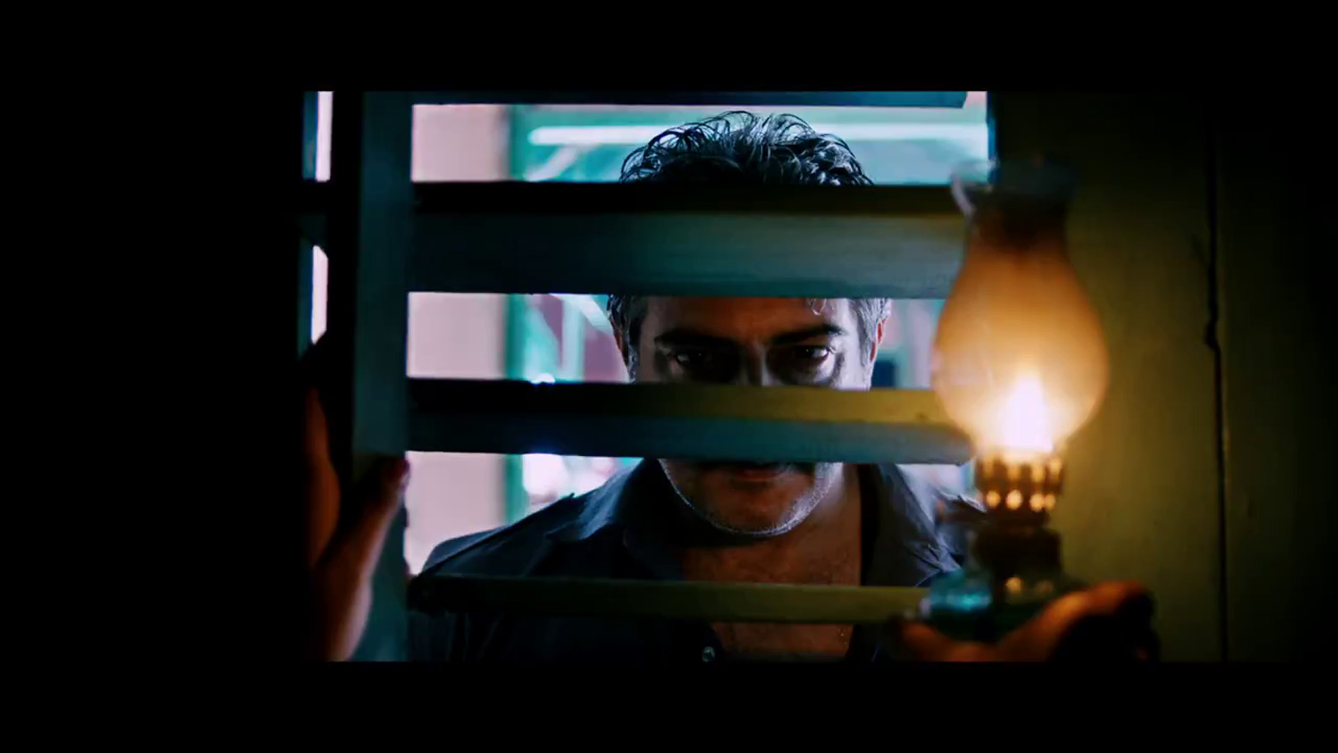 Ajith in Vedhalam Stills-Photos - onlookersmedia